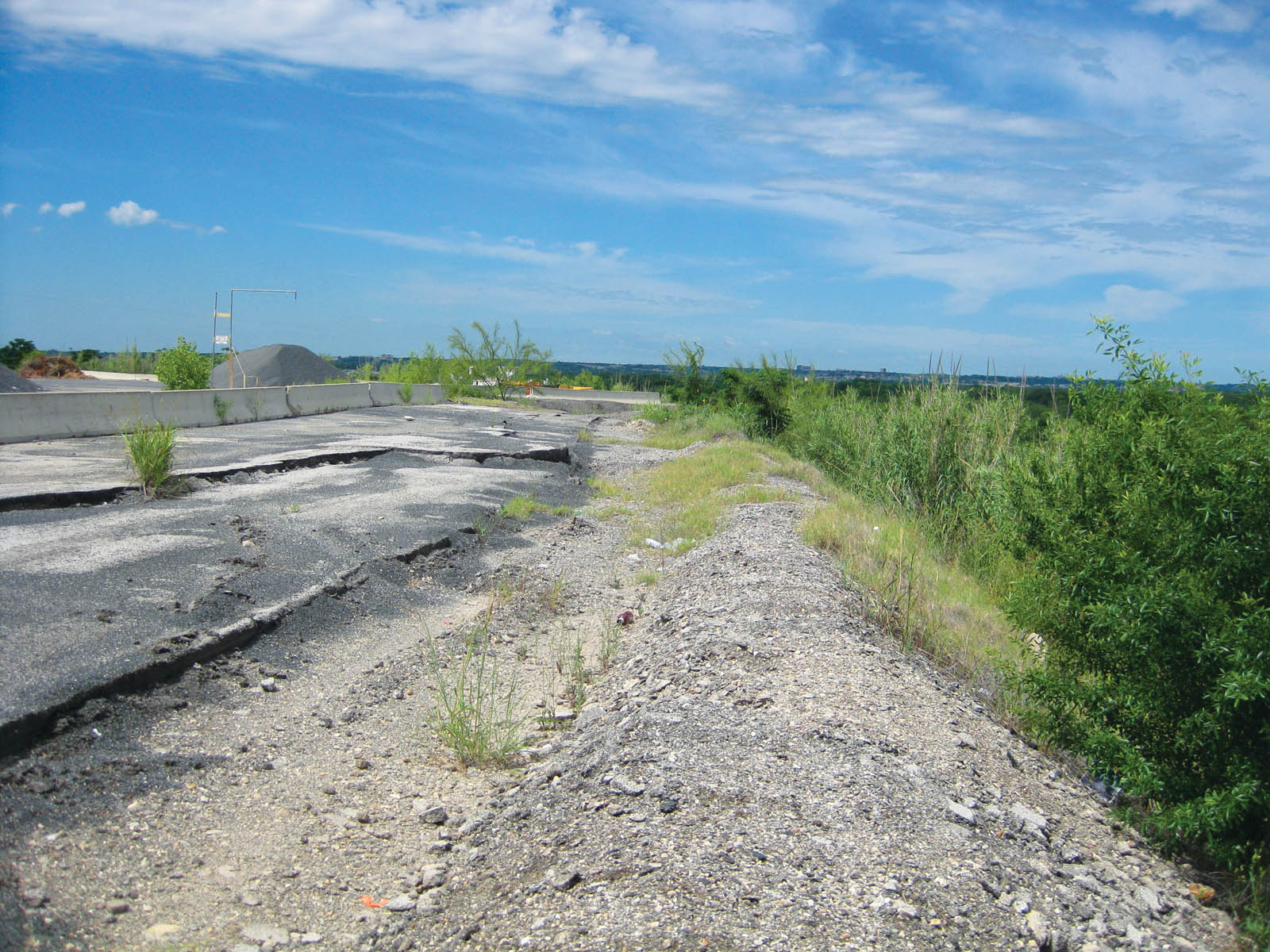 Reinforced soil slope design and construction - Geosynthetics Magazine