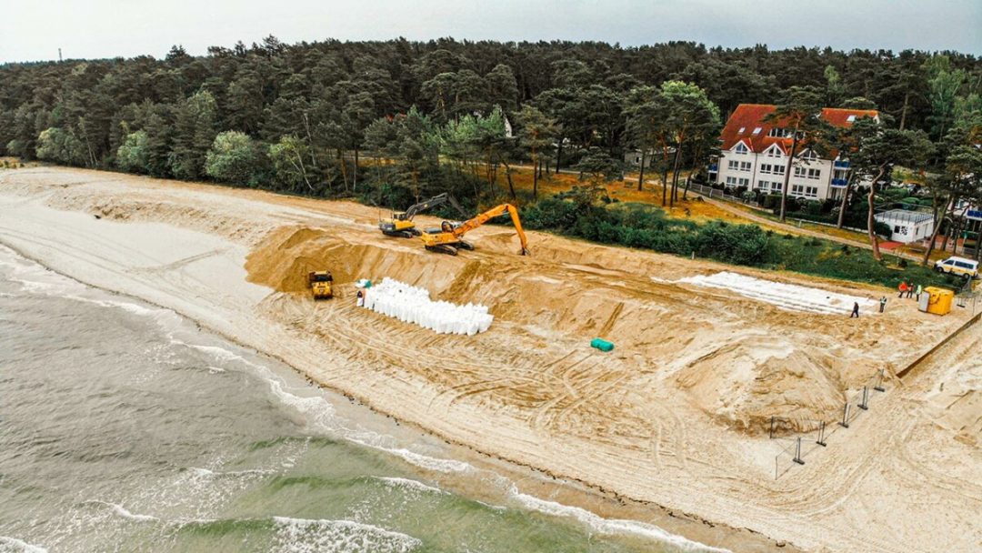 Coastal protection solution with geotextile sand containers ...