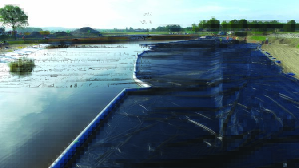 Motorway underpass using geomembranes as a groundwater barrier ...
