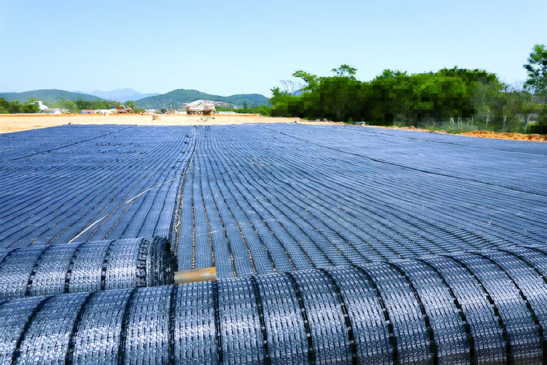 Embankment reinforcement using 1750 kN/m strength geogrids ...
