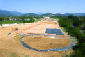 Embankment reinforcement using 1750 kN/m strength geogrids ...