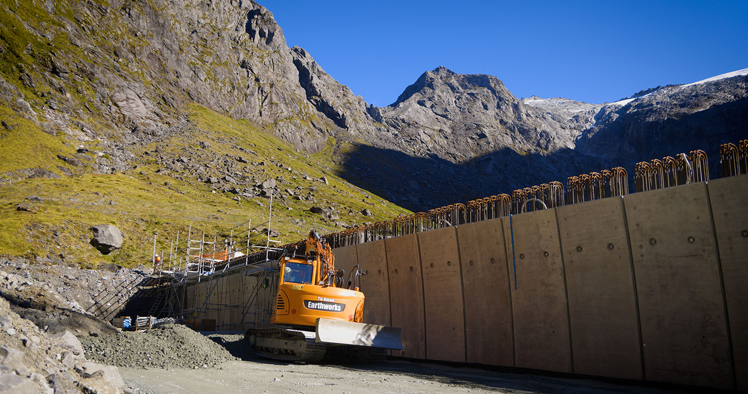 Homer Tunnel avalanche shelter design includes Cirtex DuraMesh MSE wall ...